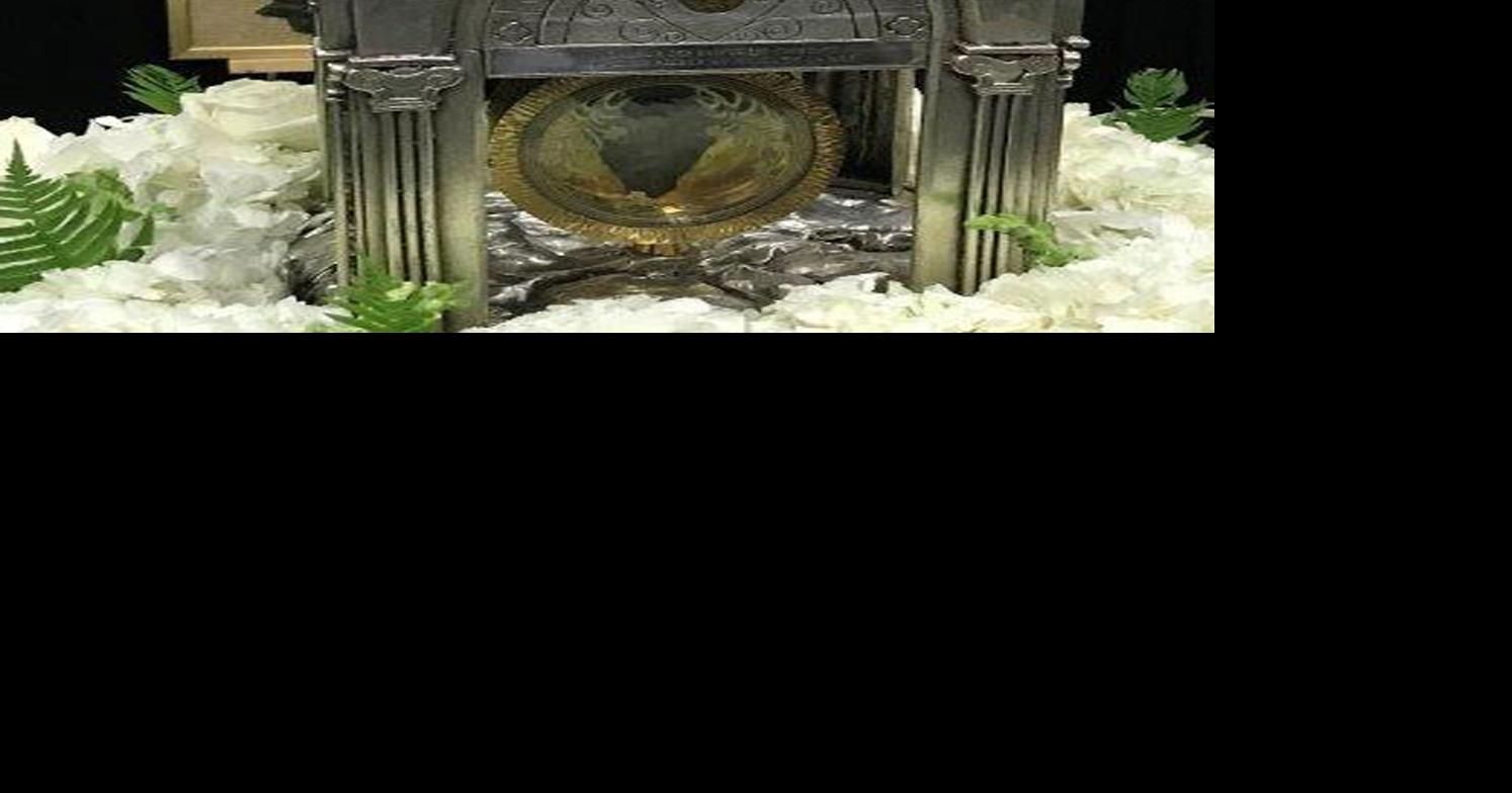 Heart of a saint: Relic display offers hope for New Orleans Catholics ...