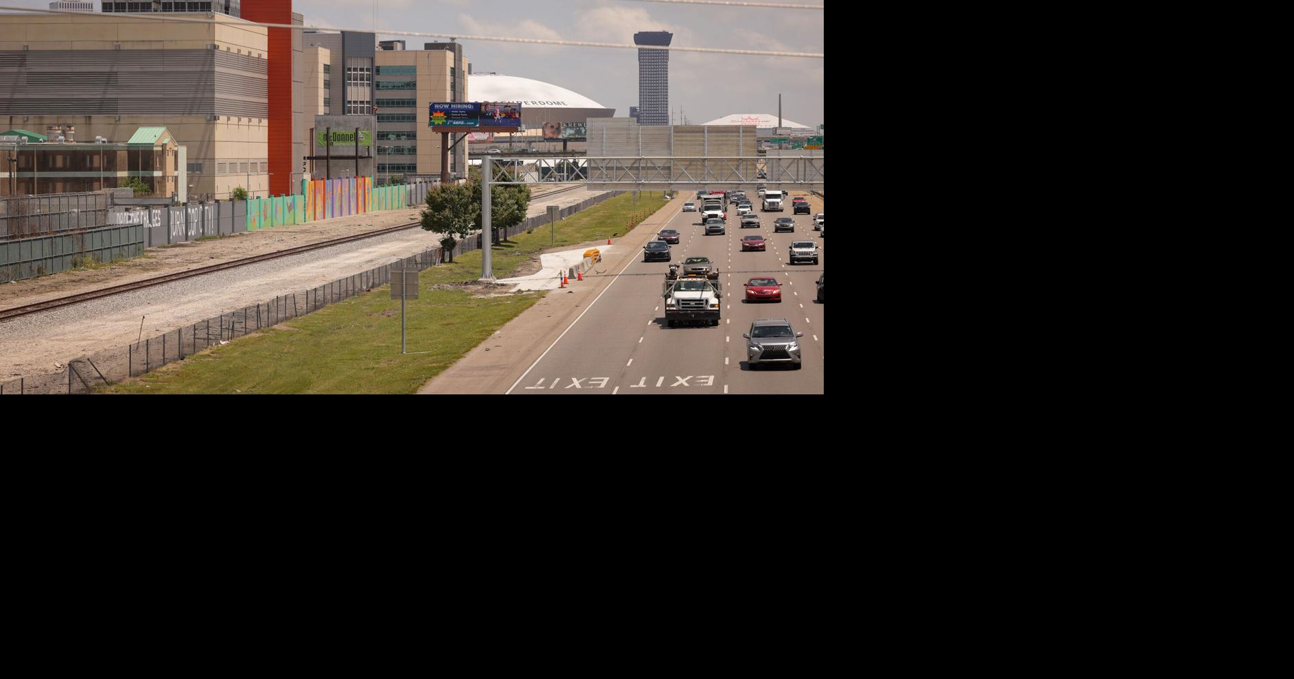 Three jail workers suspended after 10 inmates escape | Crime/Police ...