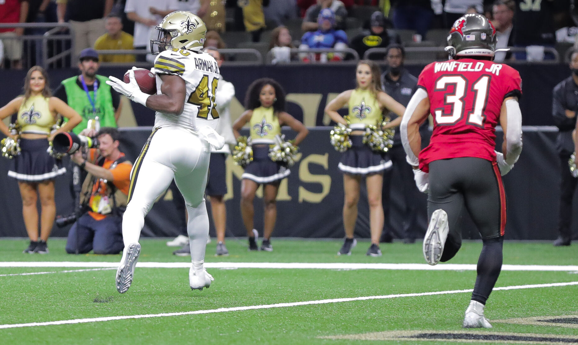 Saints snap counts: Analysis of usage vs. Bucs for running backs ...