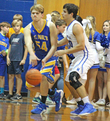 Devonté Allen steps up to lift St. Paul's to 22nd consecutive victory ...