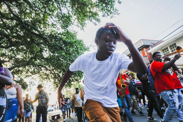 Revell Andrews gunned down while helping friends | Opinions and ...