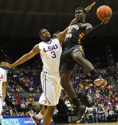 Now at the right size, LSU's Elbert Robinson hopes to be in the right ...