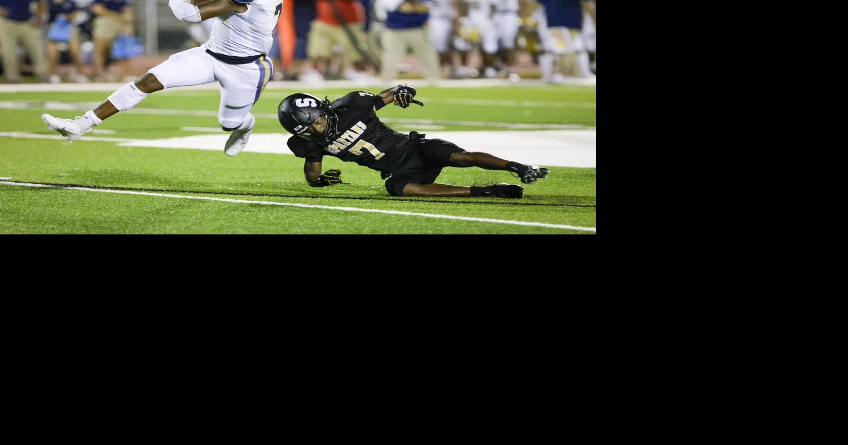 Photos: Covington battles Salmen in preseason football game | Photos ...