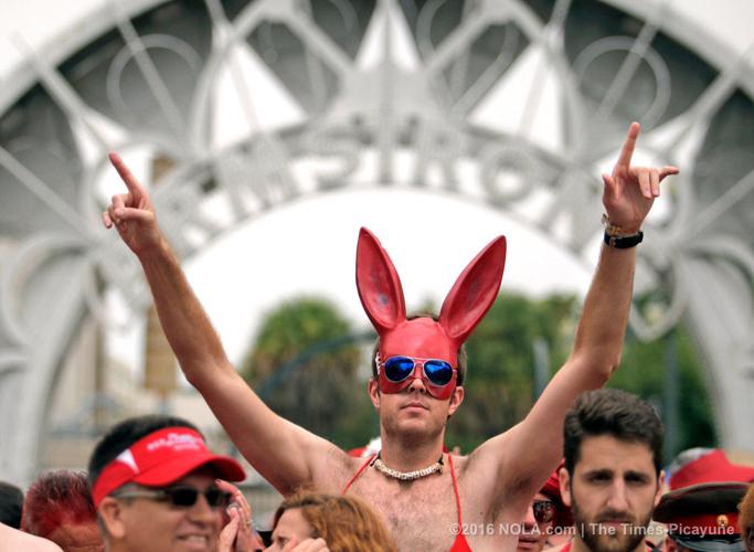 Red Dress Run New Orleans 2016, rain holds off, beer flows | Louisiana ...
