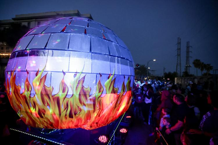 New parade tracker, Parade Pal, to debuts for Krewe of Boo | Business ...