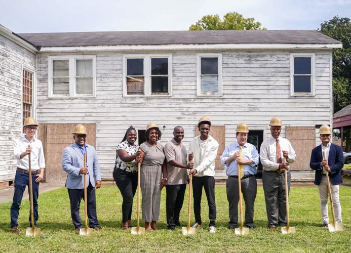 These entrepreneurs are putting empty churches into commerce ...
