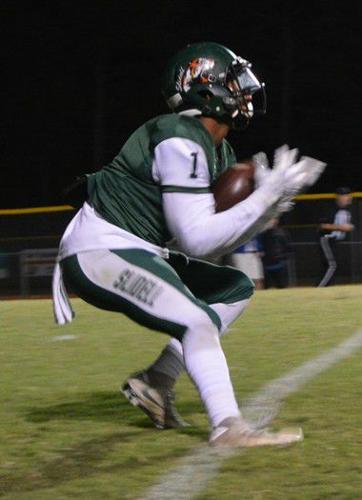 St. Paul’s 48, Slidell 14: Johntae McDowell breaks open close game in ...