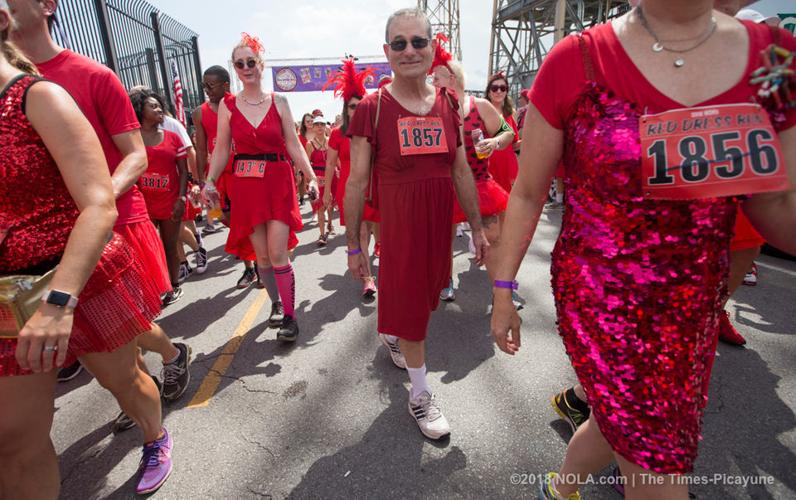 Red Dress Run 2018 in New Orleans starts dry, ends sopping | Louisiana ...