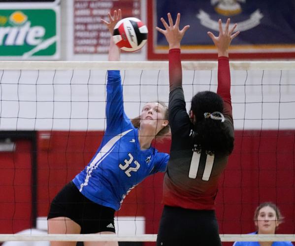 Ally Alfonso provided the spark for Fontainebleau's comeback win over ...