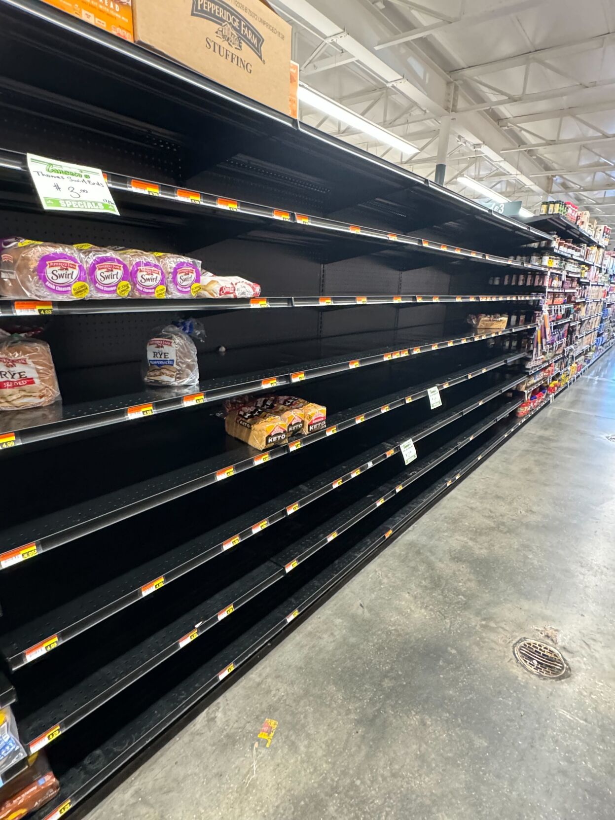 New Orleans grocery stores pack with customers as snow melts | Weather ...