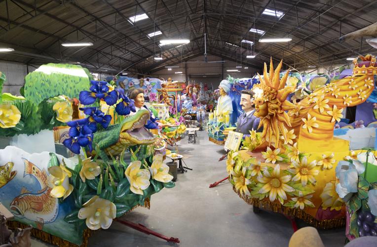 mardi gras float flowers