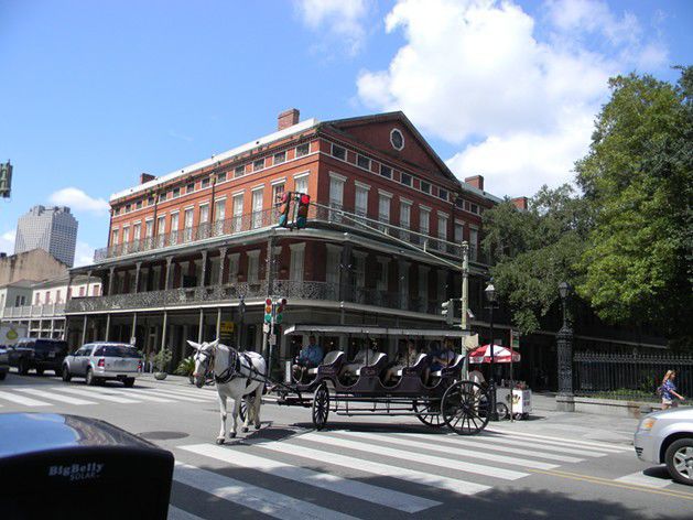 Mayor LaToya Cantrell's use of Pontalba apartment on Jackson Square ...