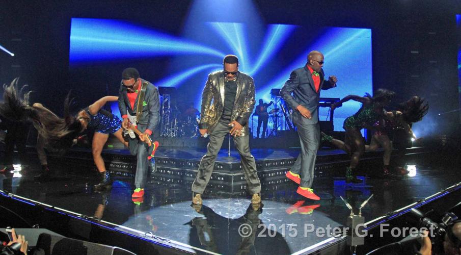 Charlie Wilson owned 'Uptown Funk' and much more at the 2015 Essence ...