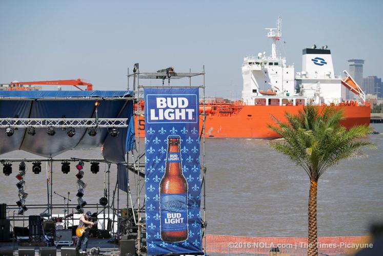 Gretna Heritage Fest 2016 rocks and rolls on the river | Louisiana ...