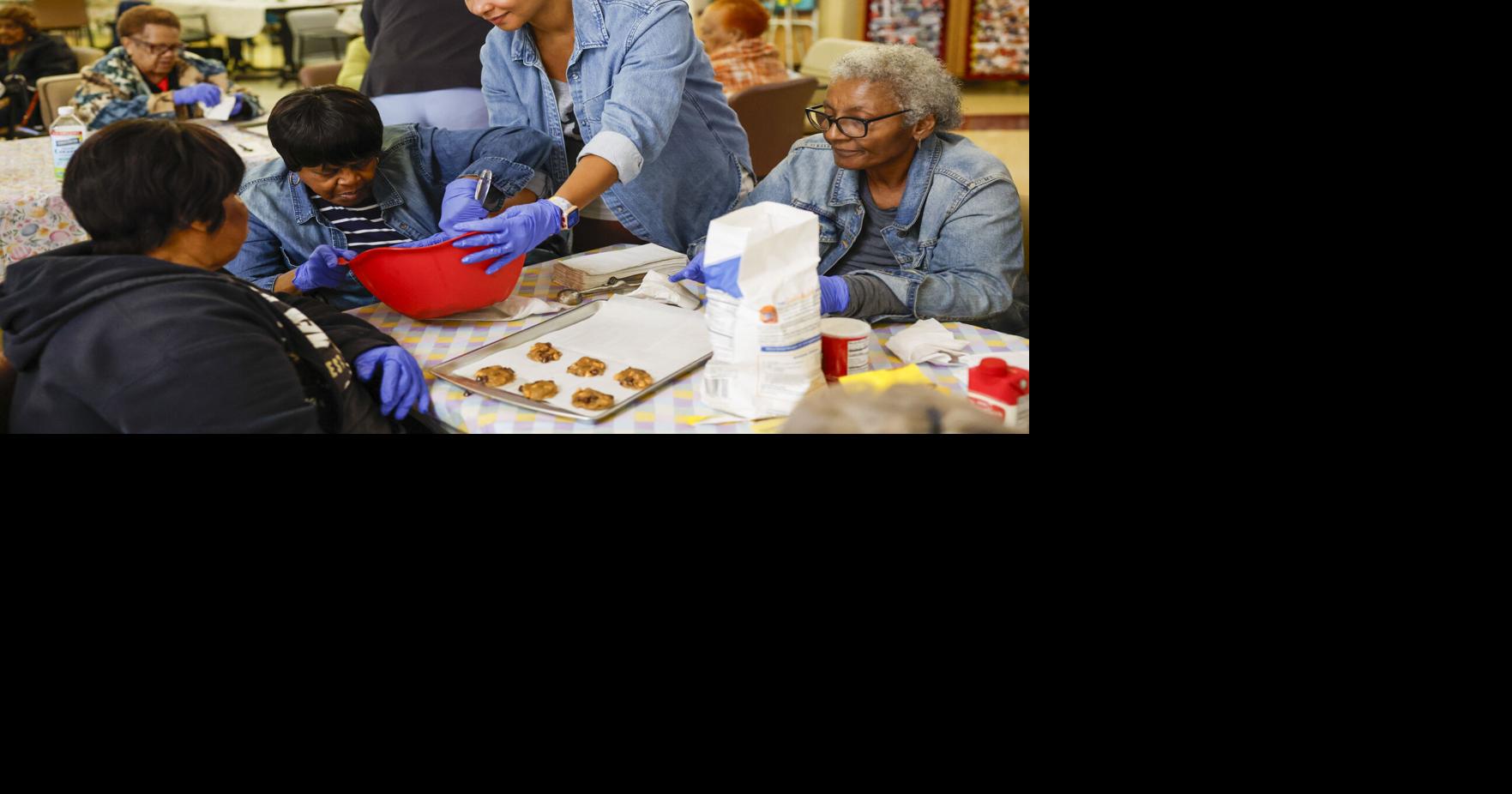 Hamilton cast members bake with New Orleans senior citizens | Photos ...