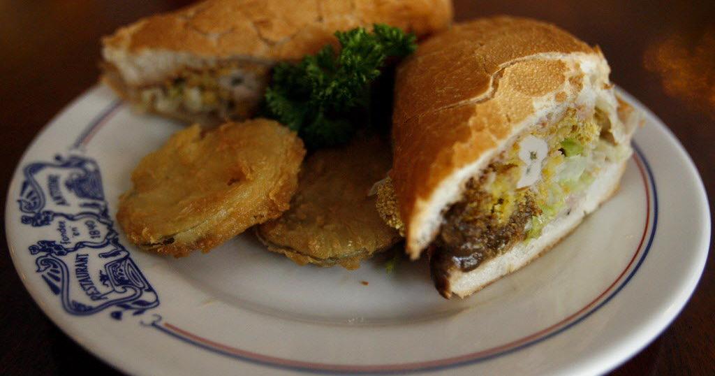 Blake Pontchartrain: These Lakeview streets, and a local dish, are ...