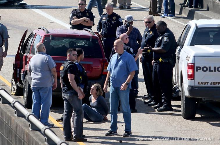 JPSO vehicle flips onto side during pursuit | Traffic | nola.com