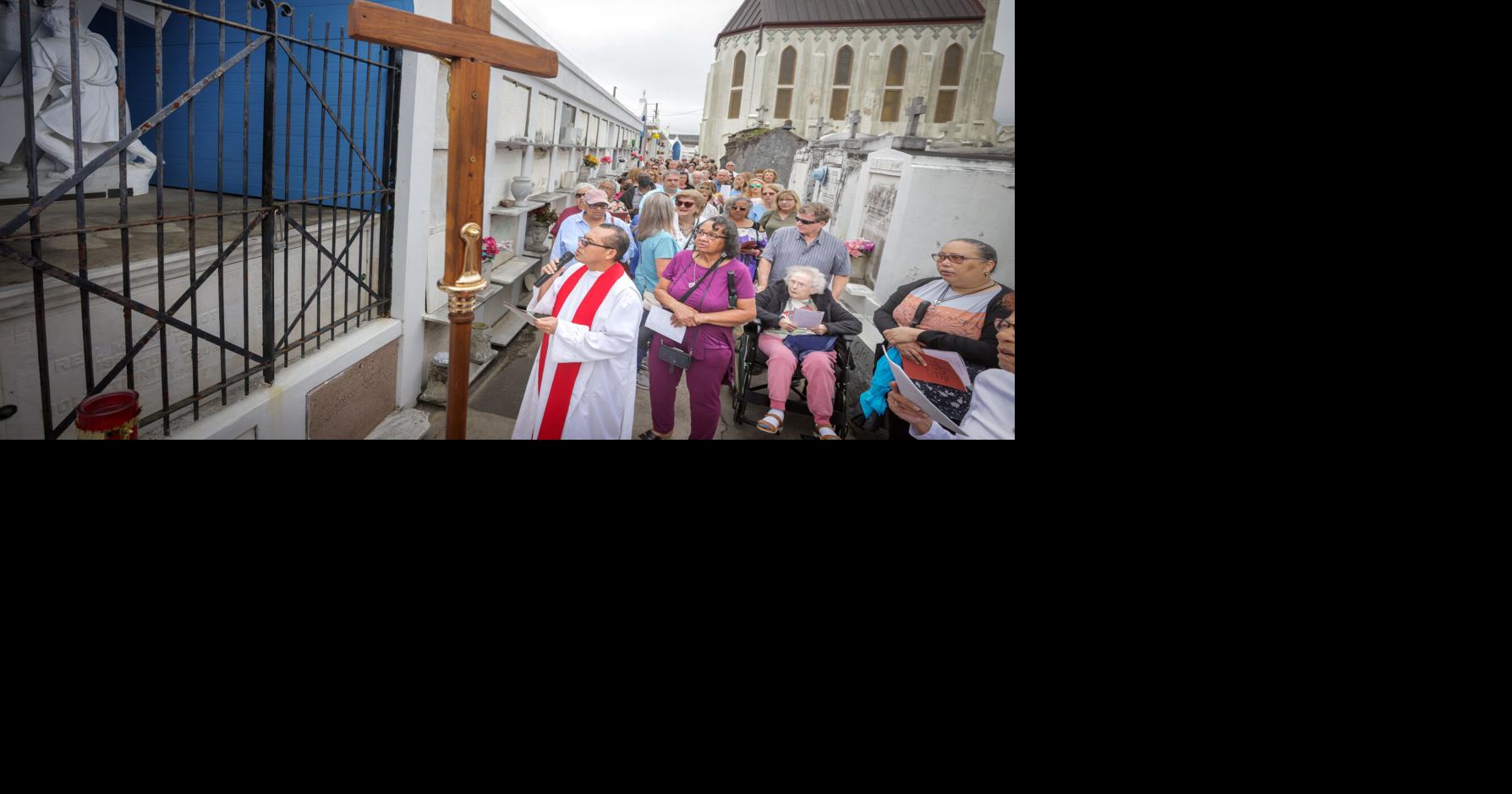 Photos: Good Friday Stations of the Cross at St. Roch Cemetery | Photos ...