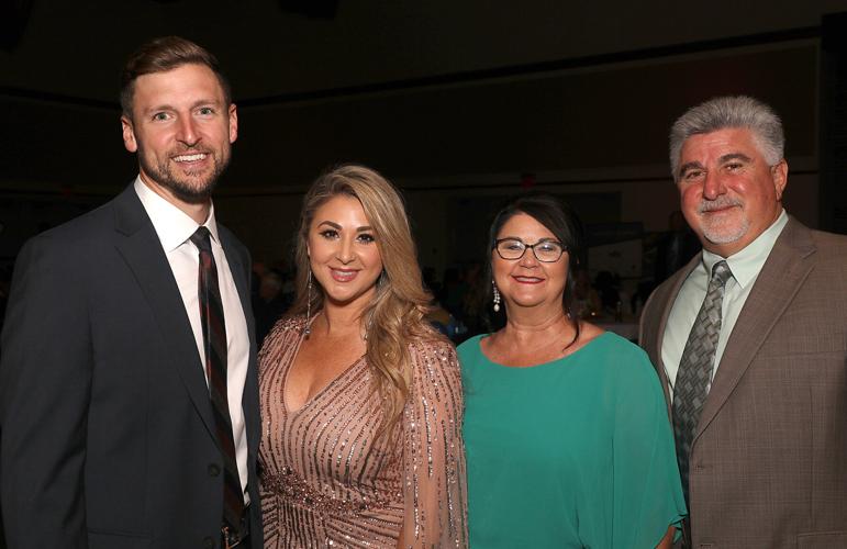 Safe Harbor celebrates its heroes who help fight domestic violence | St ...