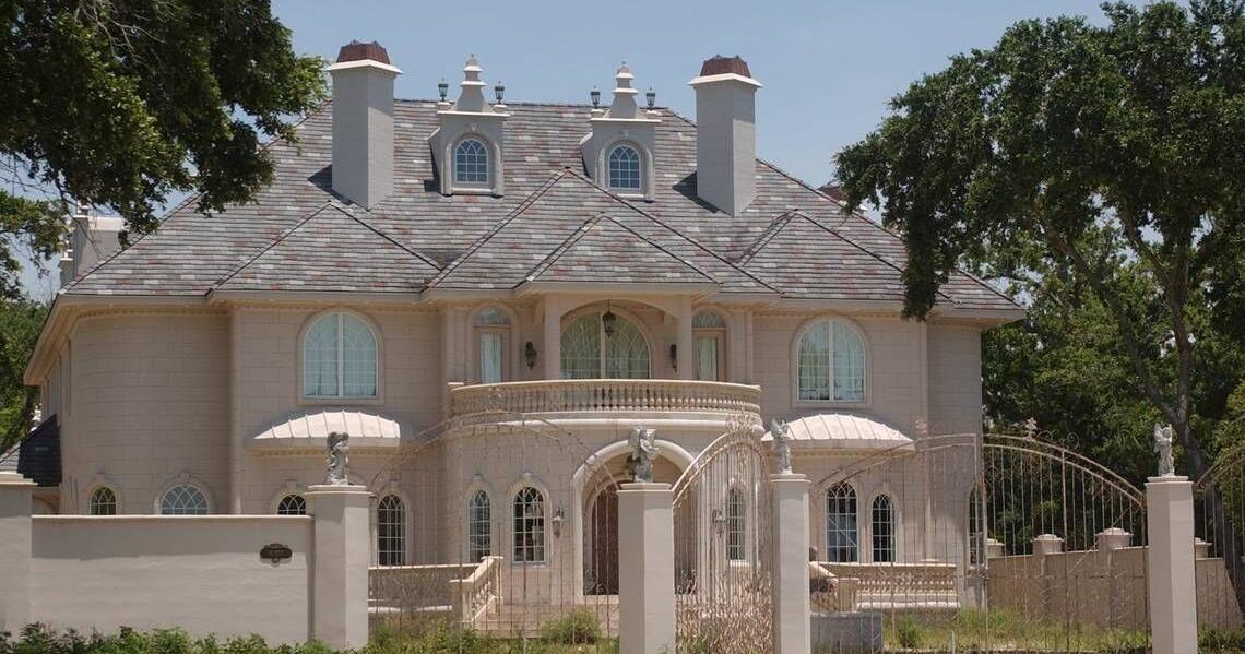 Who lived in this unusual beach mansion in Pass Christian? | Business ...