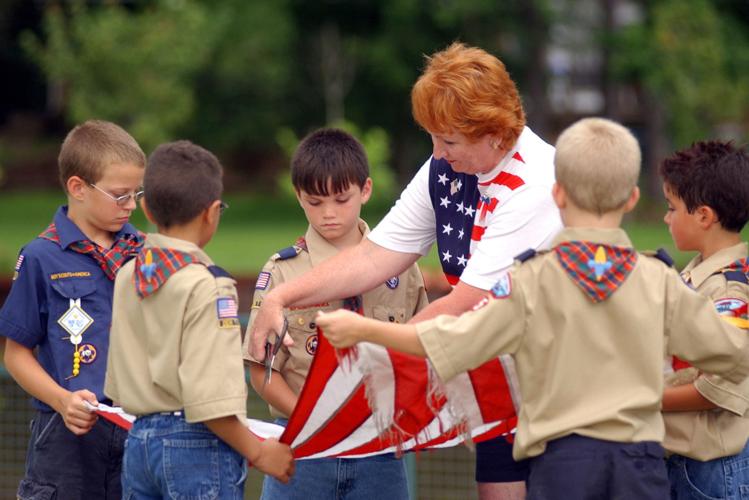 Proper American flag retirement a year-round mission on the North Shore ...