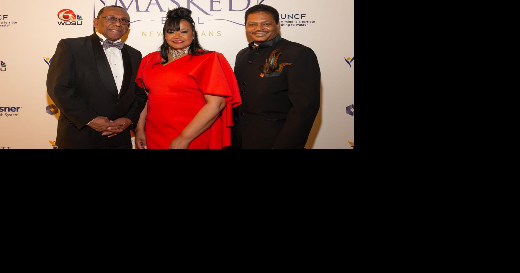 Mayor's Masked Ball benefits UNCF in a glittering evening at New ...