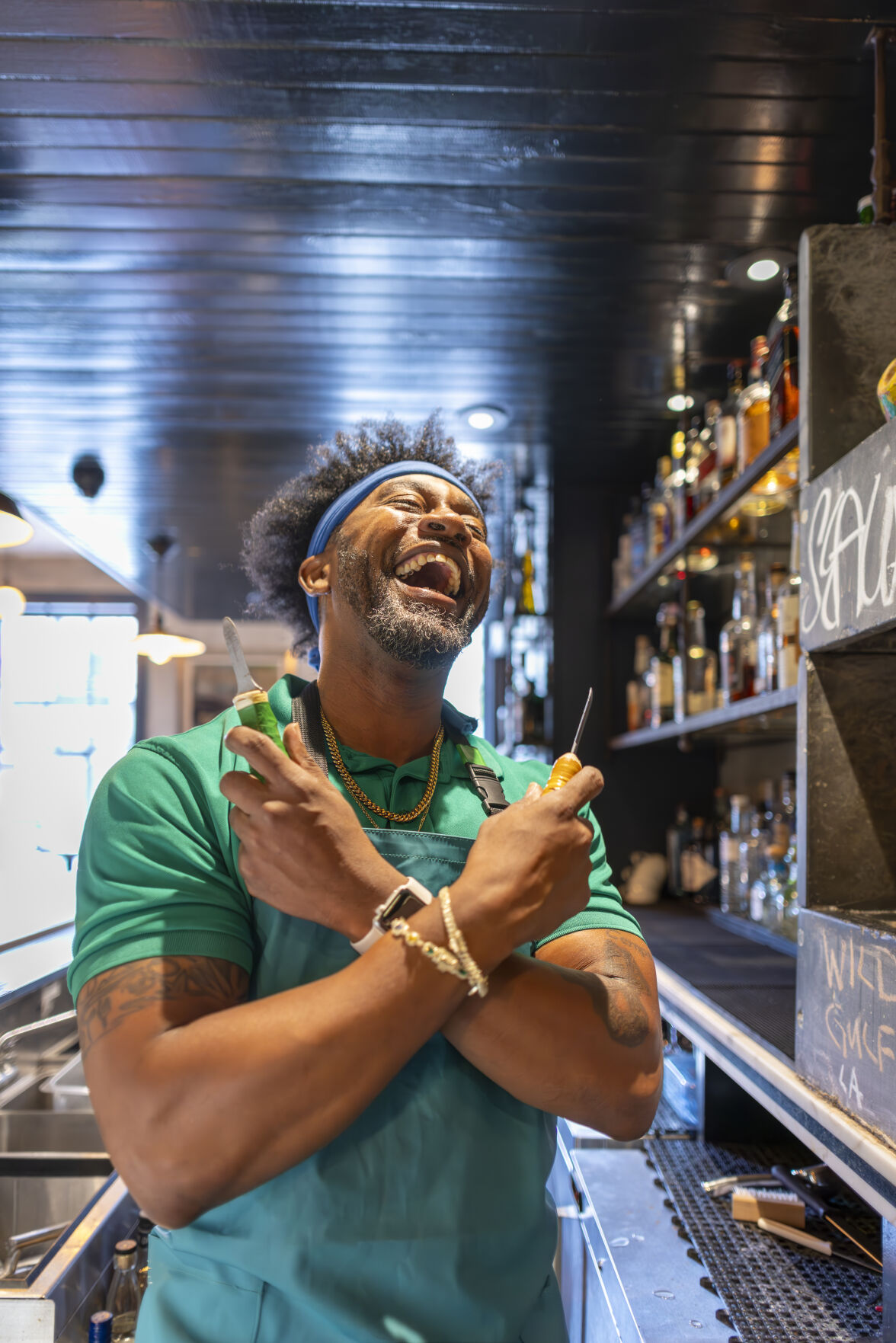 New Orleans man aims to shuck 100K oysters in under 2 years | Where ...