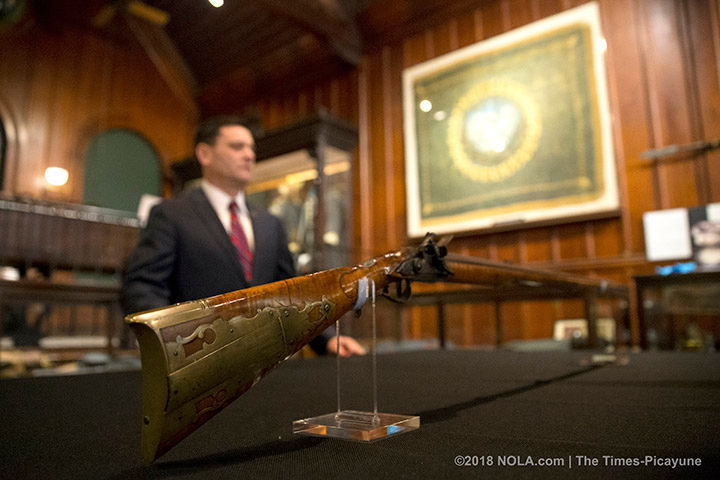 Battle of New Orleans rifle 'hiding in plain sight' for over 30 years ...