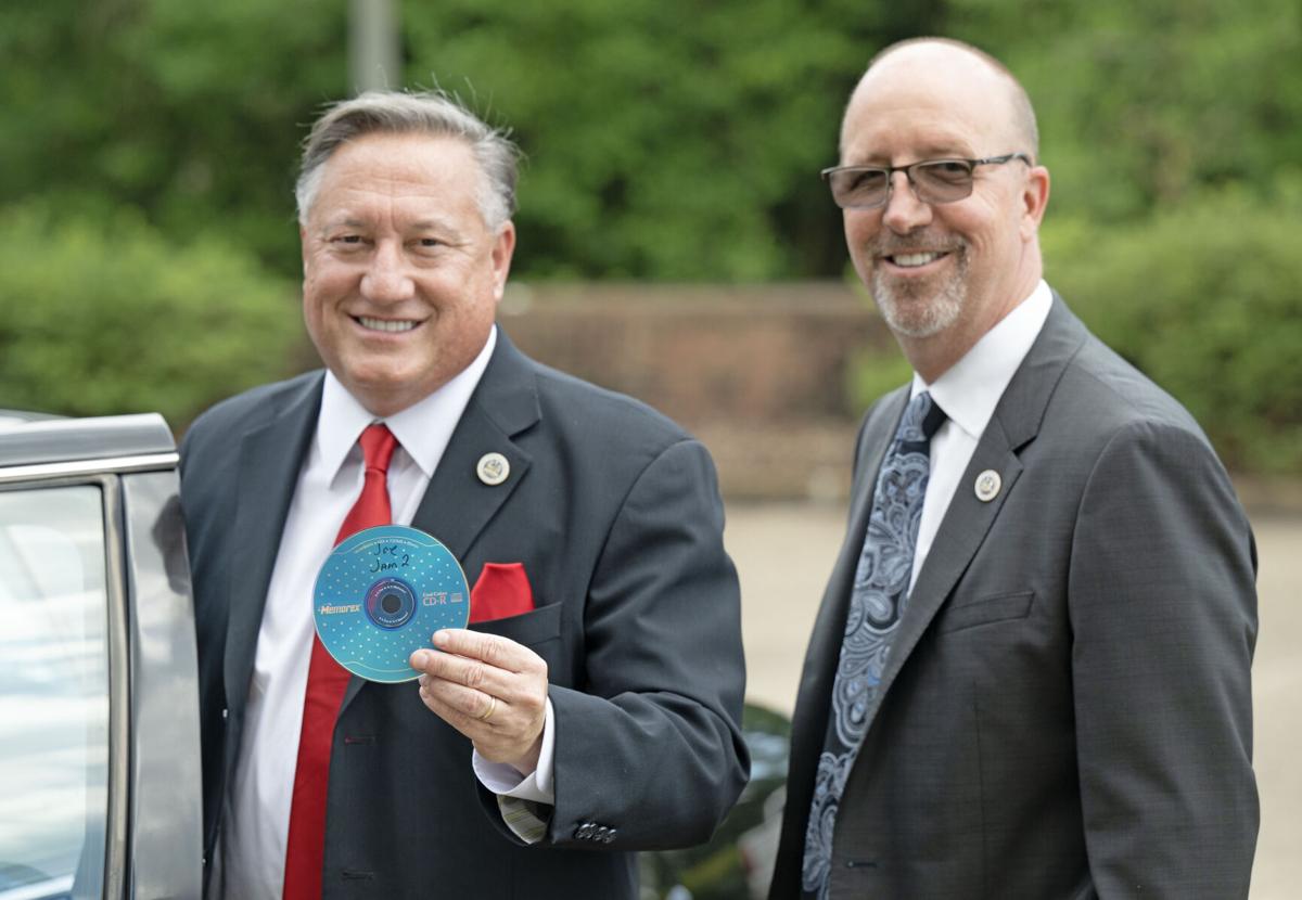 State Reps. Joe Marino and Joe Stagni love to crack wise | Local ...