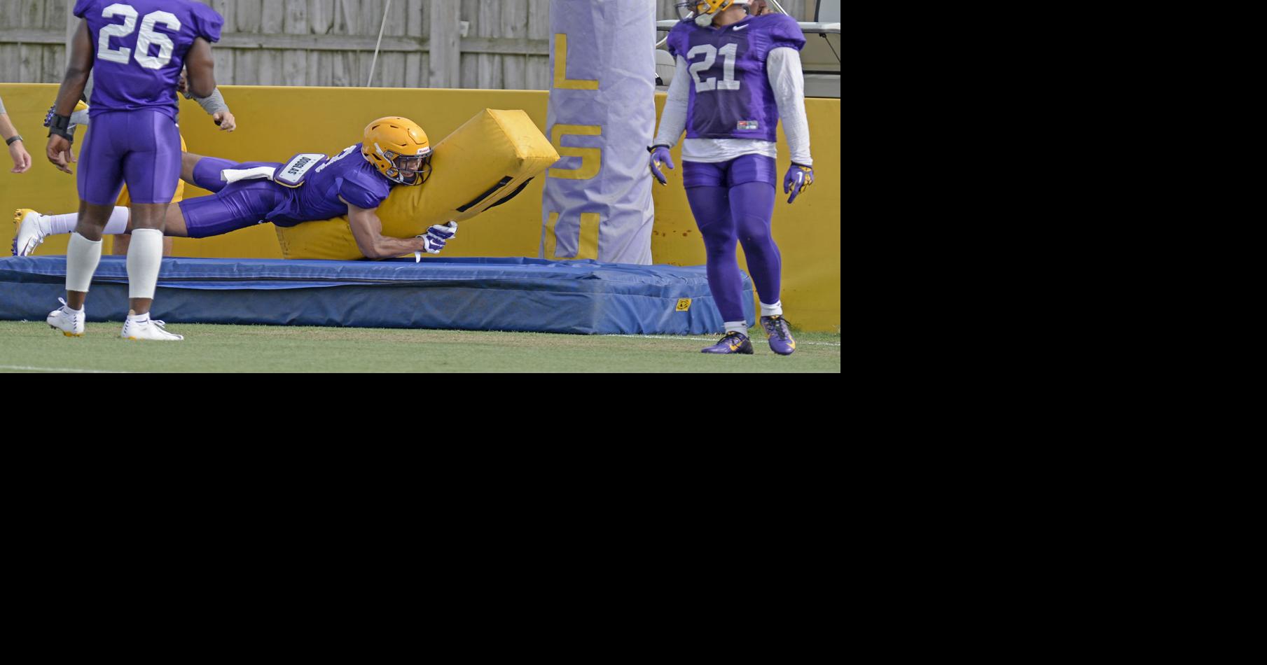 Photos: LSU football gets into rhythm with drills during preseason ...