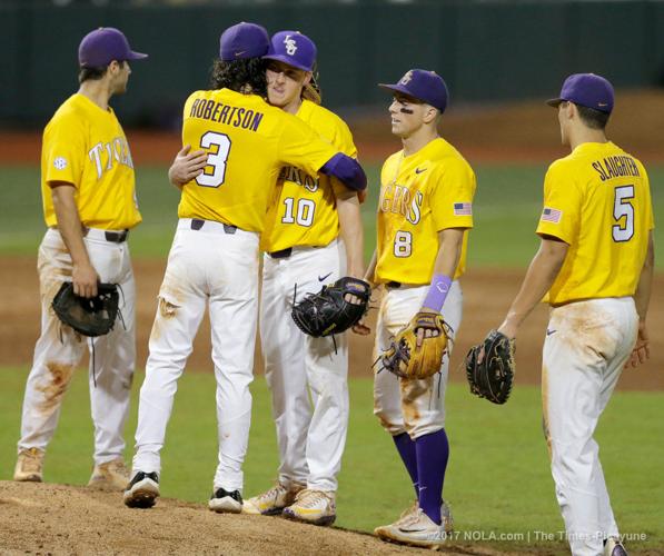 LSU advances to Super Regional behind Eric Walker in shutout of Rice ...
