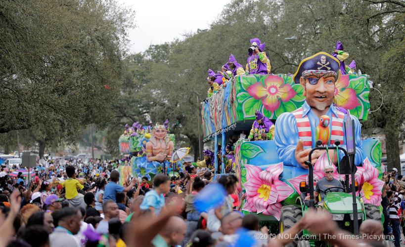 See photos of NOMTOC rolling through the Algiers neighborhood of New ...