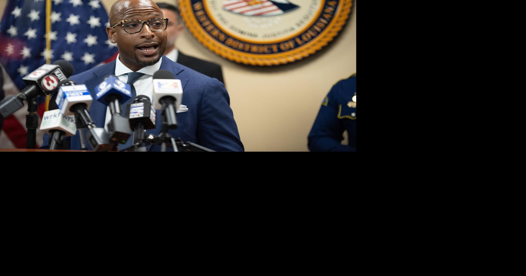 Opinion: Immigration bribery scheme tarnishes LA police | Columnist ...