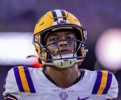 LSU WR leaves Alabama game with injury. Here's the latest. | Football ...