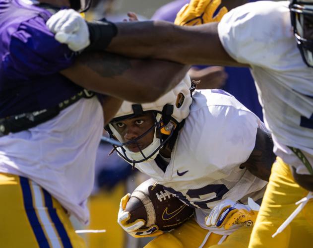 LSU practice observations: QBs, passing game look sharp | LSU | nola.com