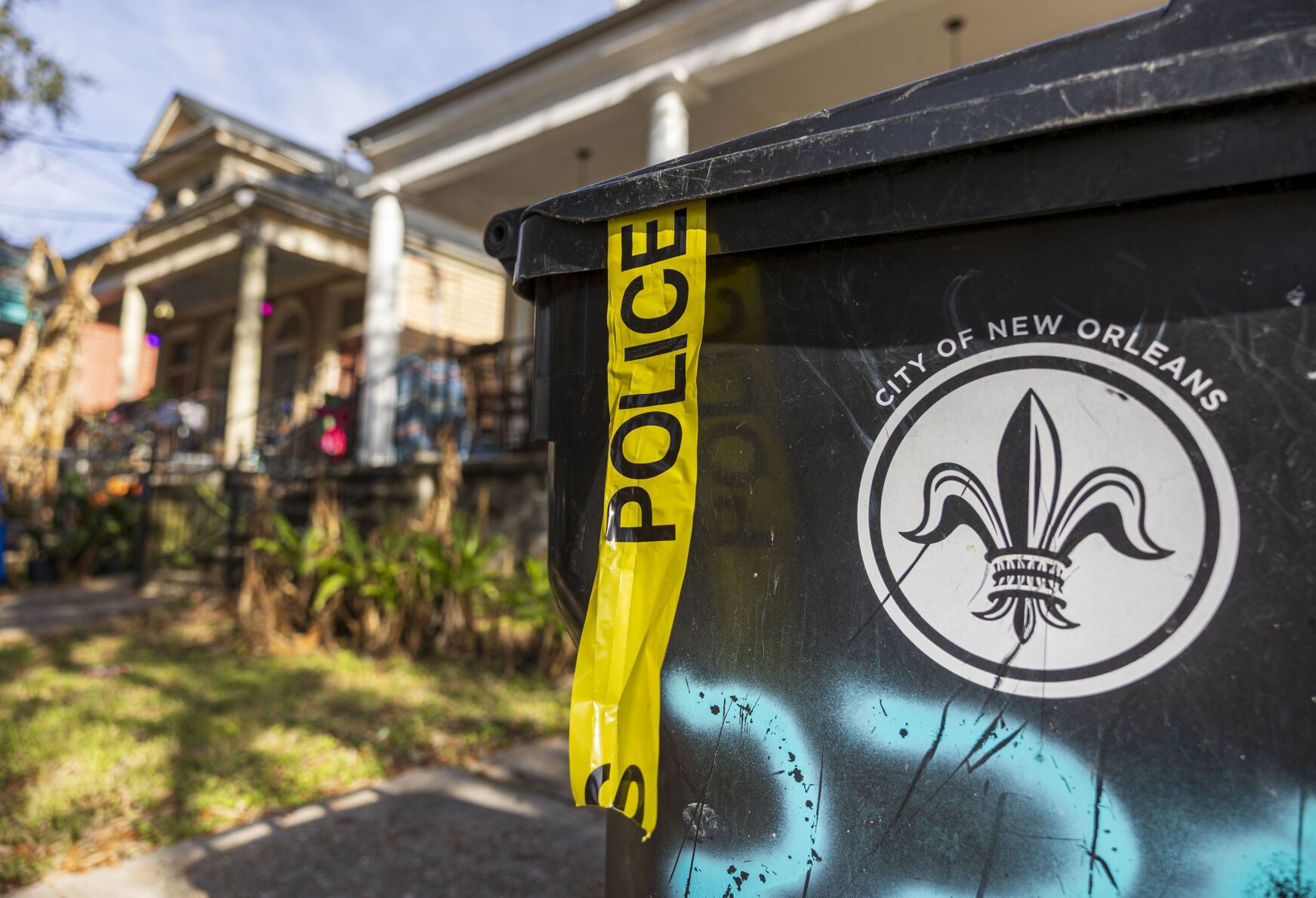 Victims in Mid-City triple homicide identified by coroner | Crime ...