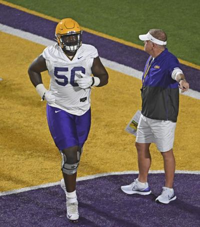LSU freshman Emery Jones makes first career start at right tackle vs ...