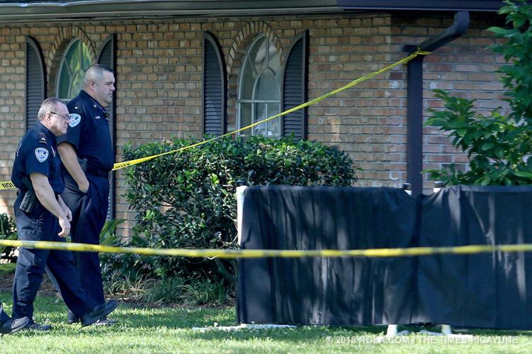 Police investigate man's suicide outside Harahan police chief's home ...