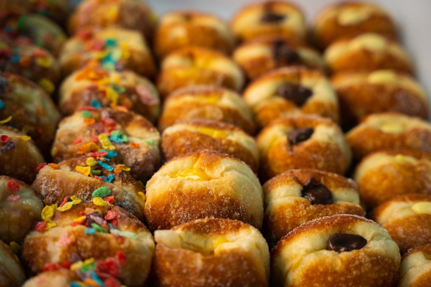 Caesars casino's new lounge, Paw Paw's Donuts in Metairie | Where NOLA ...