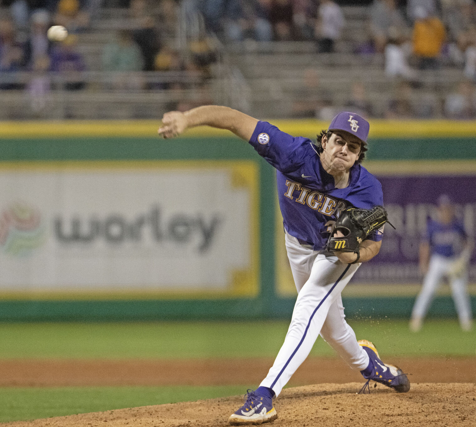 LSU baseball takes down Xavier thanks to Luke Holman | LSU | nola.com