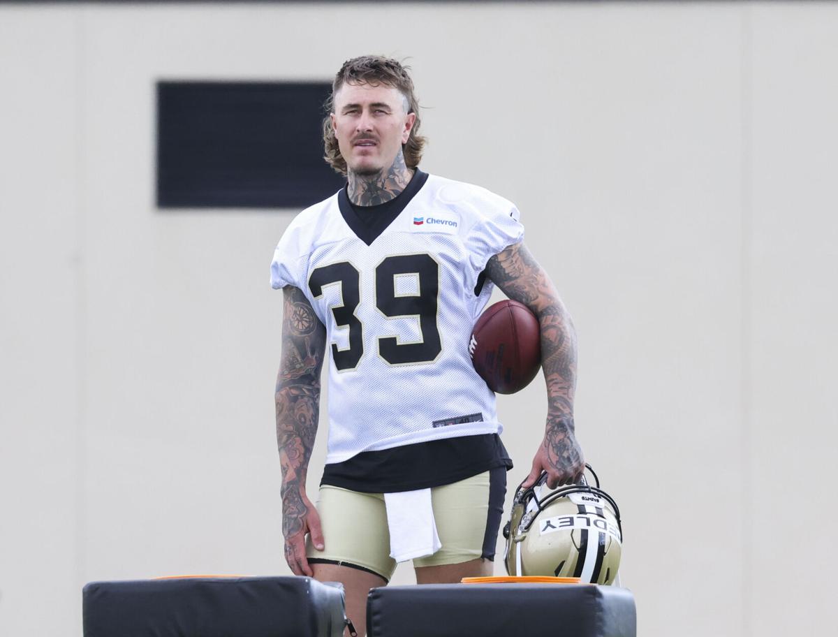 Saints new punter Lou Hedley is an oddball: Here's 5 things you may not ...