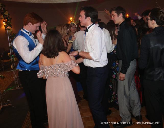 Prom 2017: Northlake Christian swings onto the dance floor | Education ...