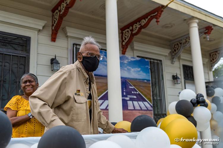Lawrence Brooks, oldest U.S. veteran, to be buried in New Orleans; see ...