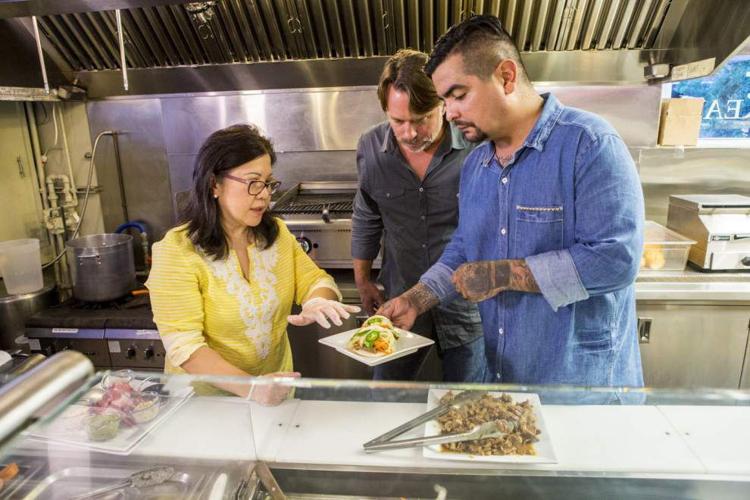 Chef Sánchez and friends bring new ‘Taco Trip’ series to N.O. | Movies ...