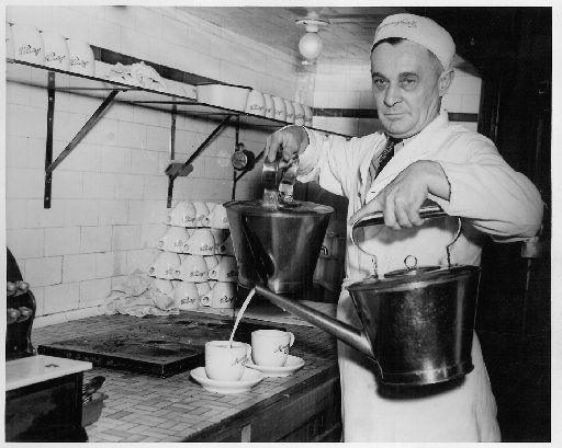 Morning Call, iconic 24-hour beignet shop, to close in Metairie | Where ...