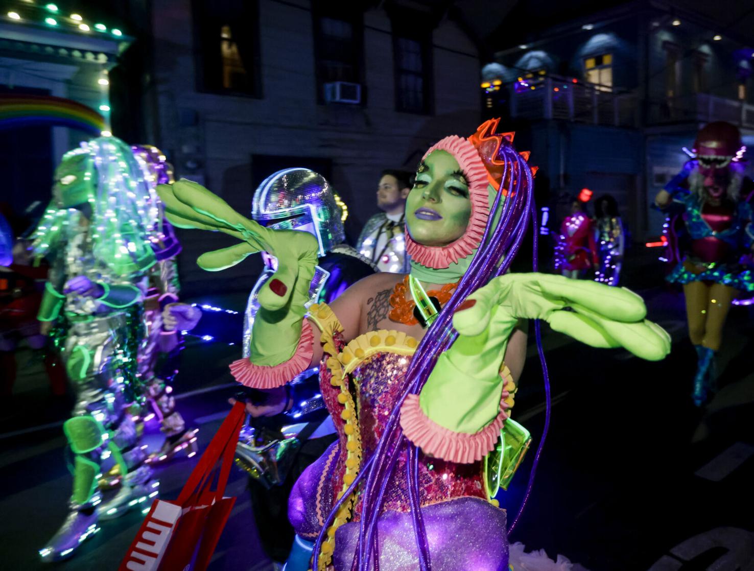 Here's how to join a Mardi Gras parade krewe in New Orleans ...