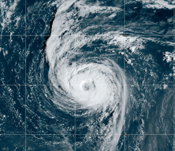 Hurricane Nigel forecast to peak as Category 2 storm | Hurricane Center ...