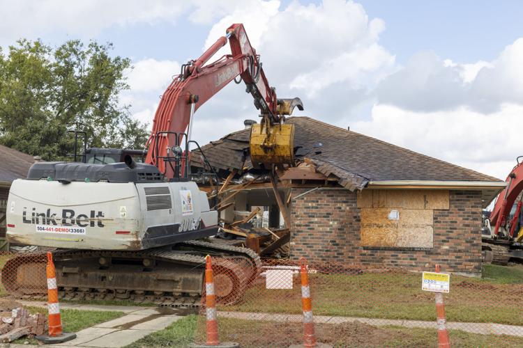 Gordon Plaza residents sue city, OPSO over $75M unpaid | Environment ...