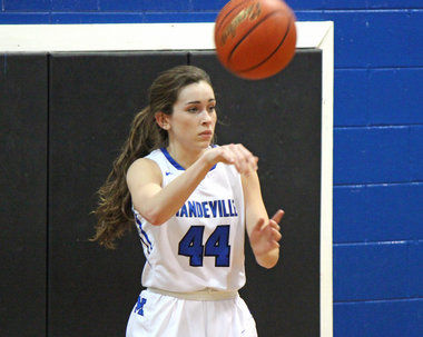 Elise Reilly, Mandeville roll to 21-0 in 27-point win over Slidell ...