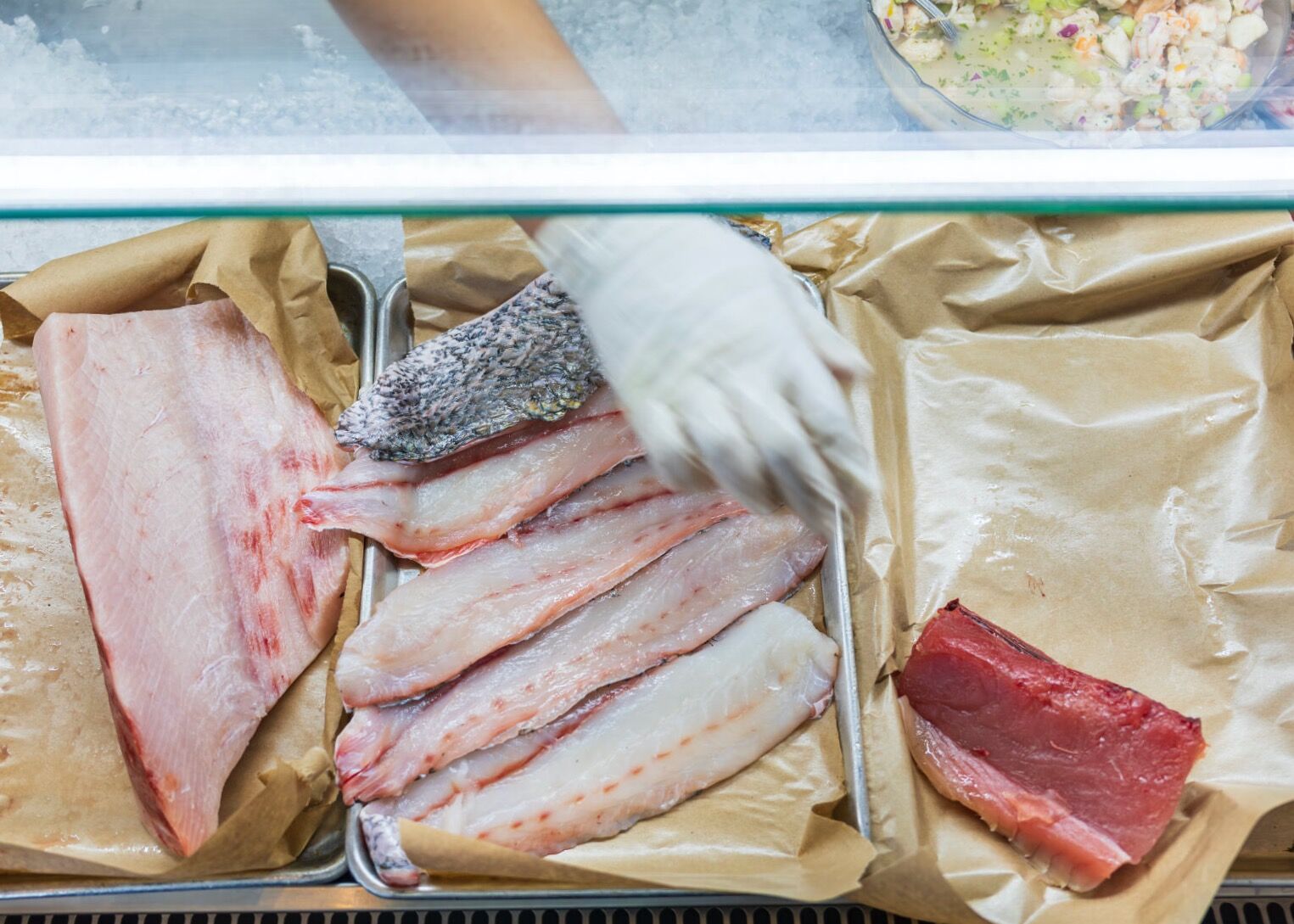 Fish market for oysters, boiled crawfish at Porgy's in NOLA | Where ...